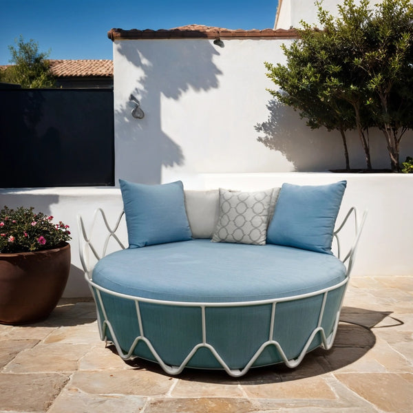 Outdoor Circular Daybed with Cushions – Backyard Space